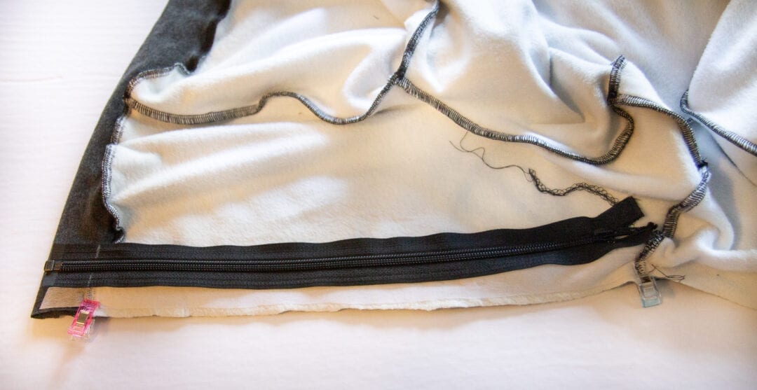 Zipper Tutorial - Tips and Tricks for installation on a knit jacket ...